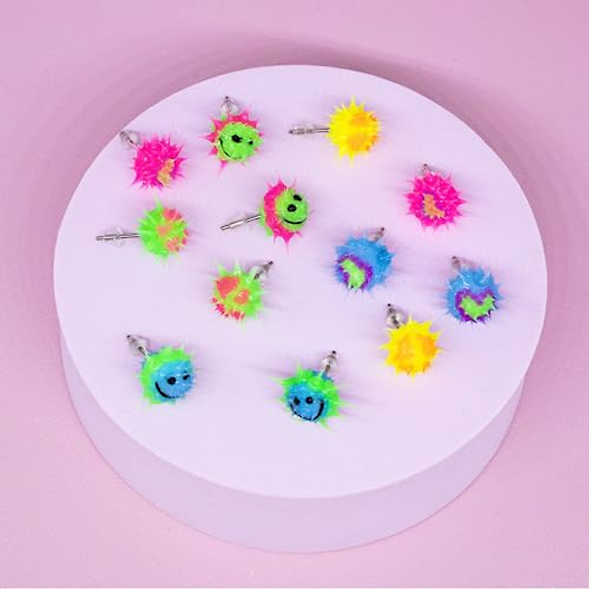 6 Y2K Earrings for Women, Glow in the Dark Silicone Stud Earrings Set, Smiley Face Earring Pack for Teen Girls, Kidcore Alt Girl Aesthetic Jewelry Accessories