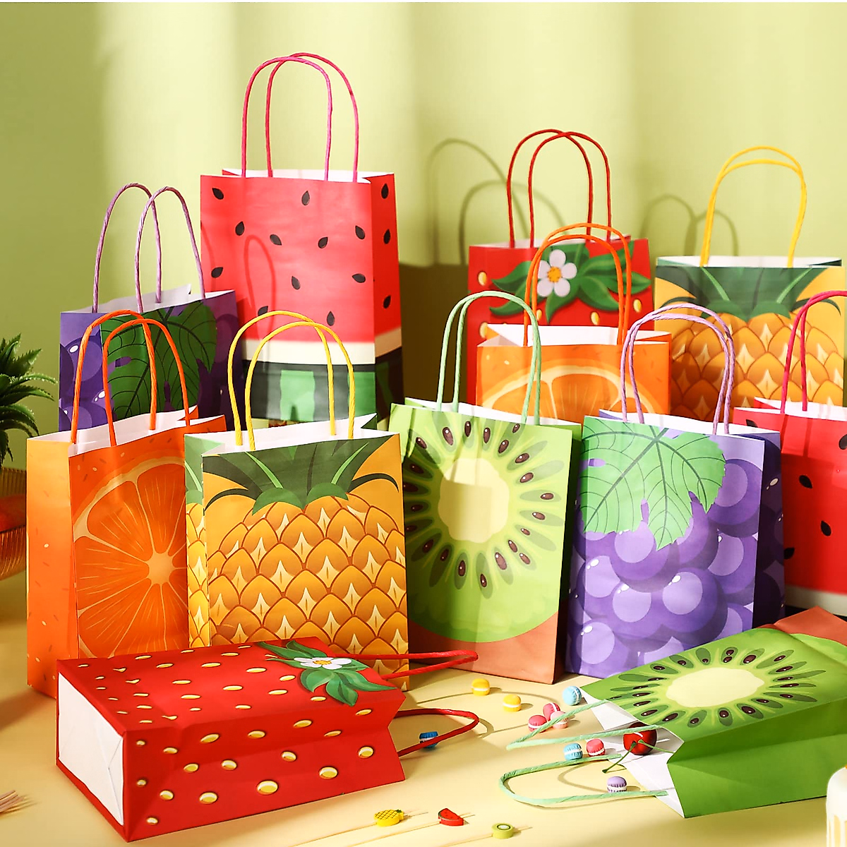24 Pieces Summer Fruit Party Favor Bags, Paper Tutti Frutti Gift Treat Bag with Colorful Handle Candy Goodie Bag for Themed Birthday Baby Shower Party Supplies (Watermelon Kiwi Strawberry Orange)