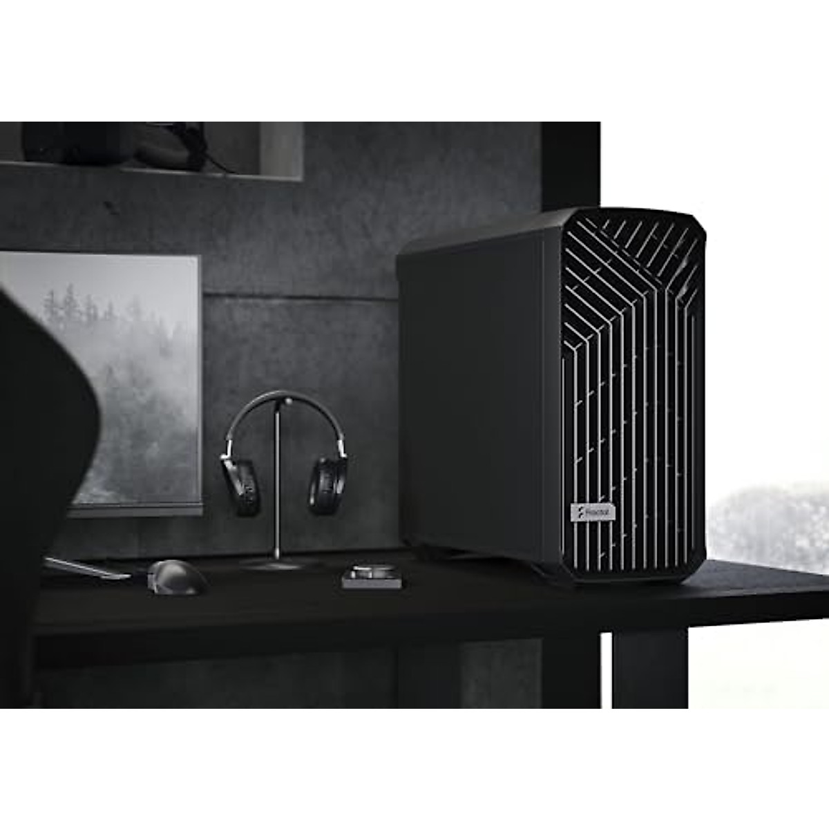 Fractal Design Torrent Black - Light Tint Tempered Glass Side Panel - Open Grille for Maximum air Intake - Two 180mm PWM and Three 140mm Fans Included - Type C - ATX Airflow Mid Tower PC Gaming Case
