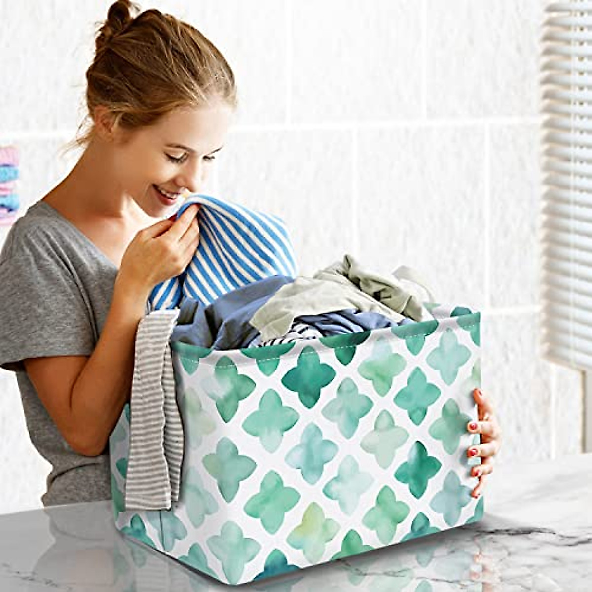 Clastyle Collapsible Green St Patricks Clover Storage Baskets Rectangle Shamrocks Leaf Storage Bin for Bedroom, 15.7 * 11.8 * 11.8 in