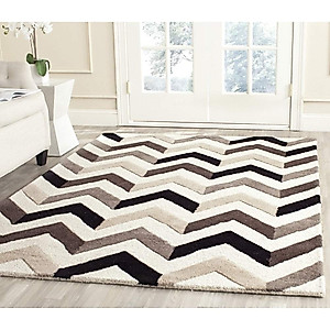 SAFAVIEH Cambridge Collection Area Rug - 8' x 10', Ivory & Black, Handmade Chevron Wool, Ideal for High Traffic Areas in Living Room, Bedroom (CAM580C)