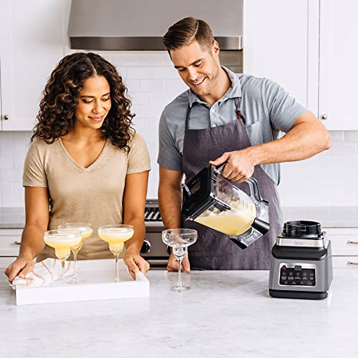 Ninja BN801C, Professional Plus Kitchen System With Auto-iQ, 72oz Pitcher, Black/Silver, 1400W (Canadian Version)