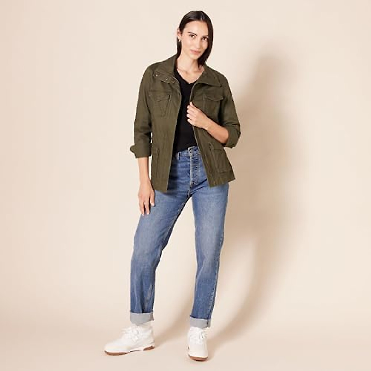 Amazon Essentials Women's Classic-Fit Lightweight Long-Sleeve V-Neck Sweater (Available in Plus Size), Black, X-Large