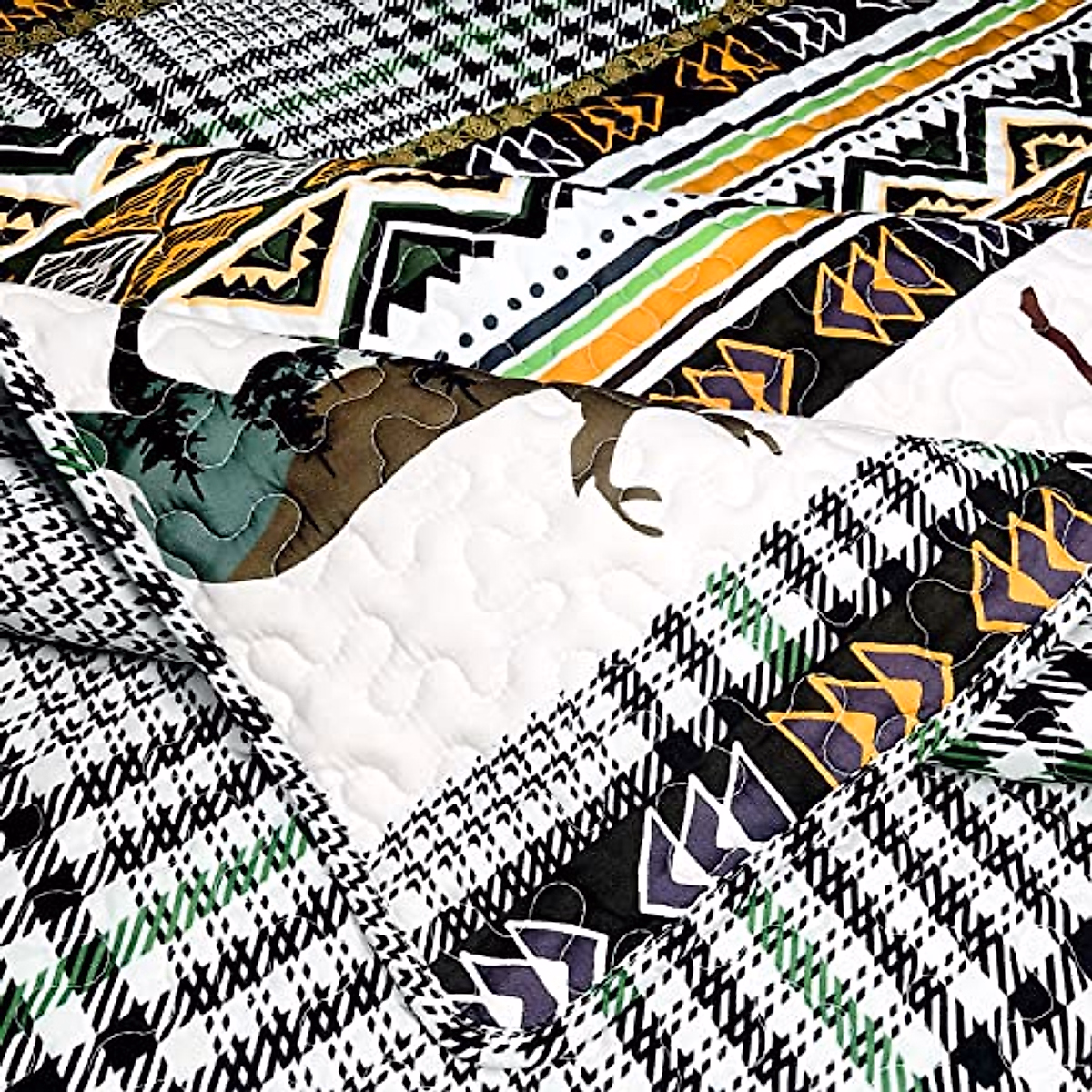 Mocaletto Boho Quilts Queen Size,Reversible Rustic Deer Lodge Cabin Quilt Set,Patchwork Green Bedding Set with Pillow Shams,Bohemian Stripes Bedspread,Lightweight Microfiber Coverlet