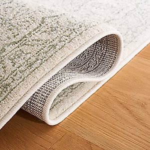 Safavieh Adirondack Collection 4' x 6' Sage/Ivory ADR108W Oriental Medallion Non-Shedding Entryway Living Room Foyer Bedroom Accent Rug