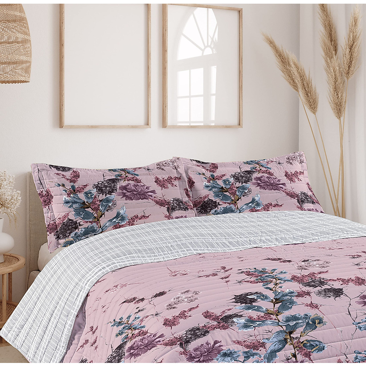 Ambesonne Vintage Floral Reversible Bedspread Set, Nostalgic Botanical Garden Artwork of Floral Blossoms and Branches, Pillow Shams & Comforter Microfiber Bedding Set, King Size, Grey Pink Cadet Blue