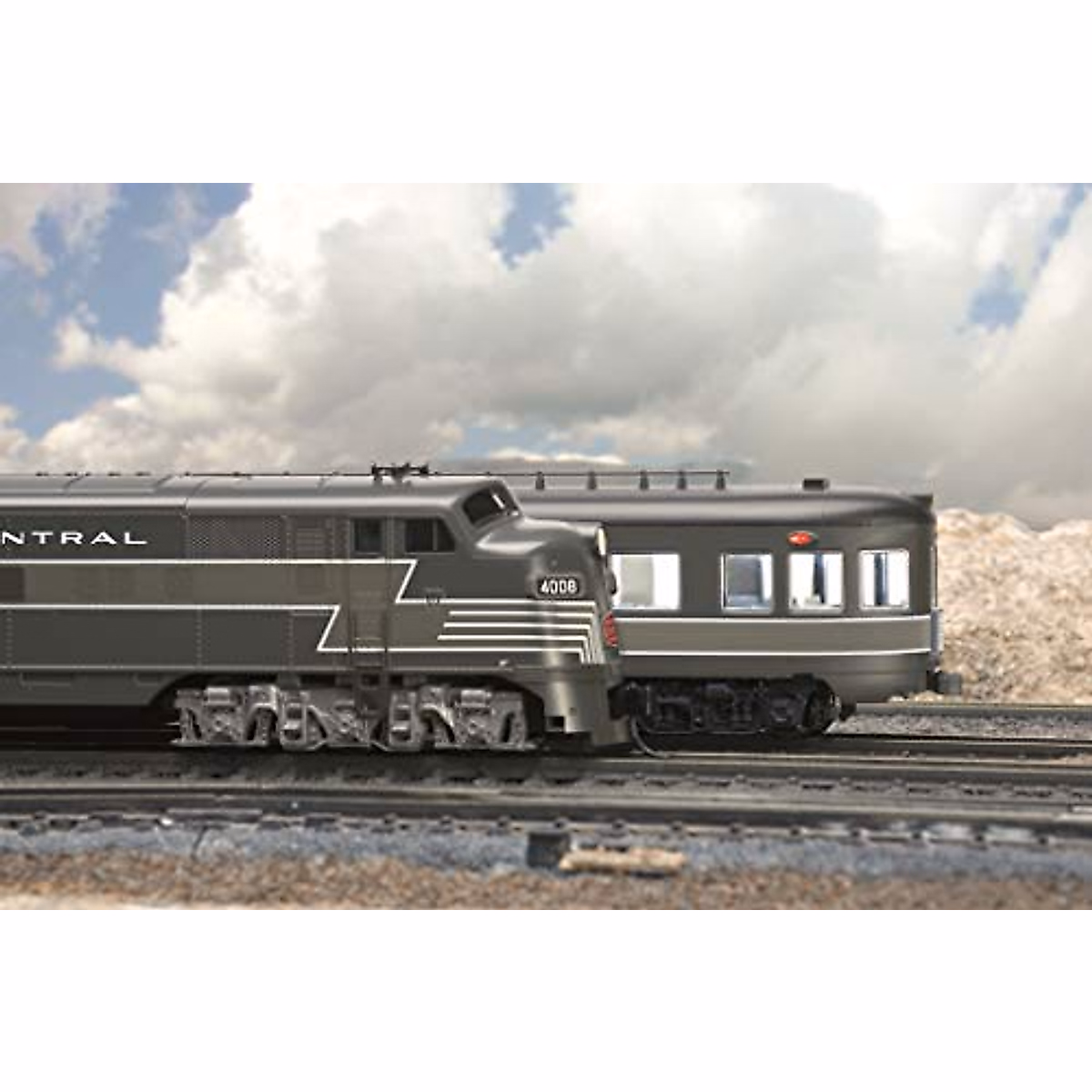 Kato USA Model Train Products N Scale New York Central 20th Century Limited 9-Car Set