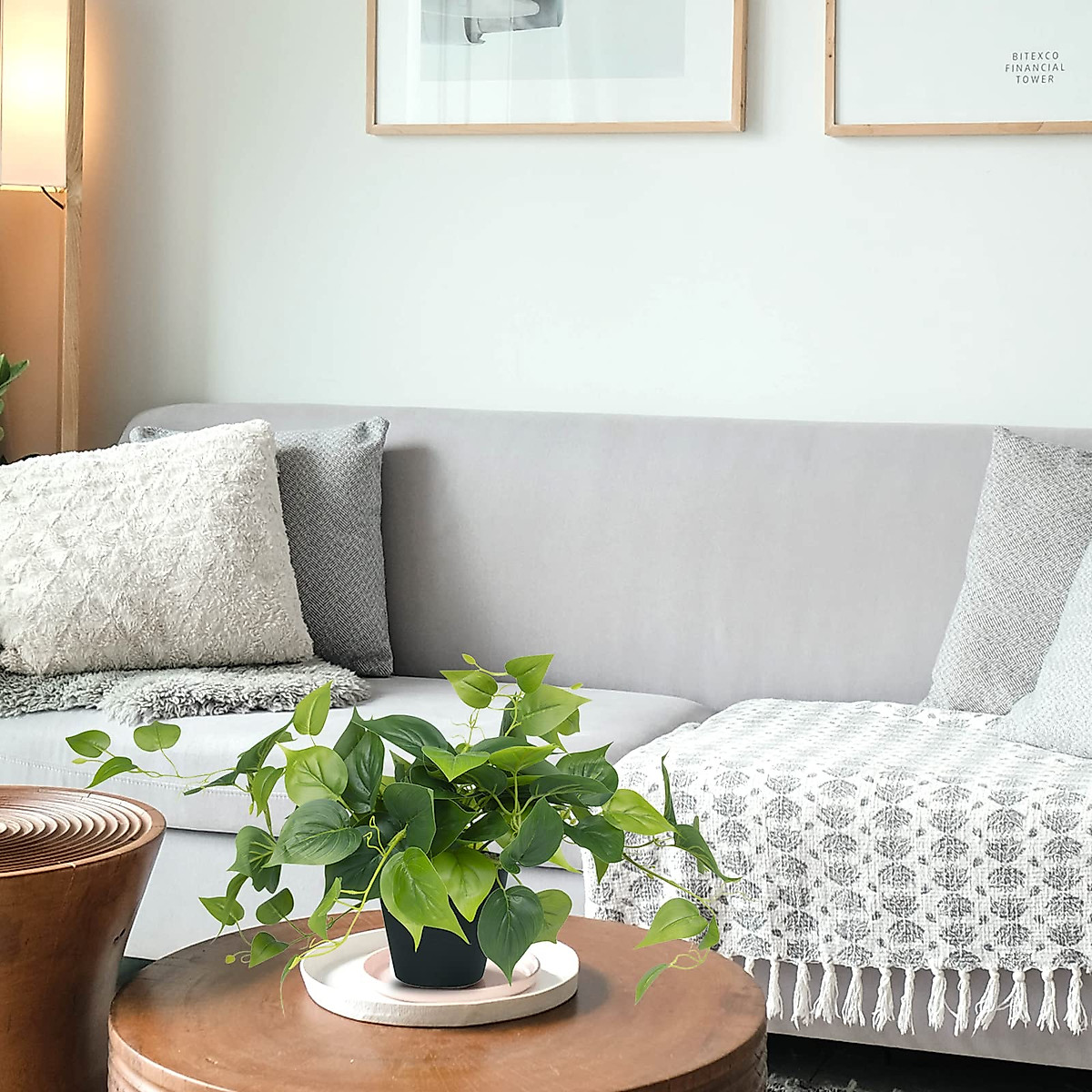 LOYWREE Artificial Plants in Pots, Faux Pothos Indoor Green Realistic Fake Plant for Home Office Garden Decoration - Black Pot