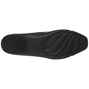 Clarks womens Juliet Monte Pump, Black Leather/Synthetic, 8.5 Wide US