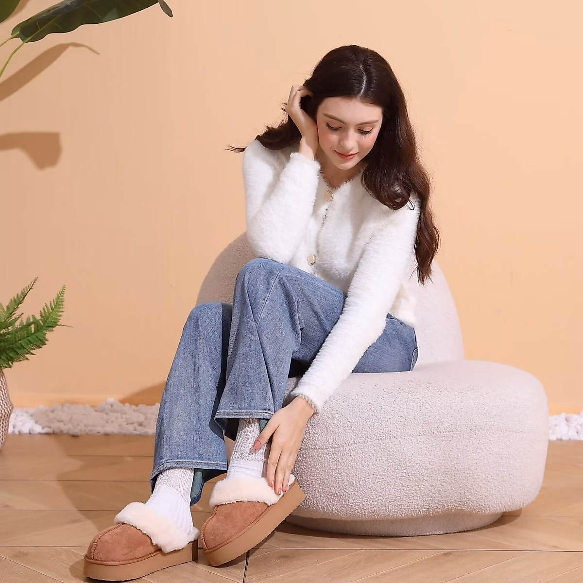 OOW Fuzzy Platform Slippers for Women Cozy Womens Platform Slippers Winter House Slippers for Women Indoor and Outdoor Chestnut