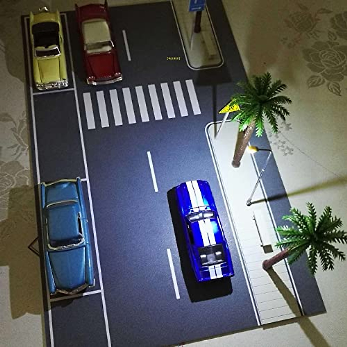 Diorama 1/64 Car Garage Model LED Lighting Car Parking Lot City Road Display Scene Model Toy