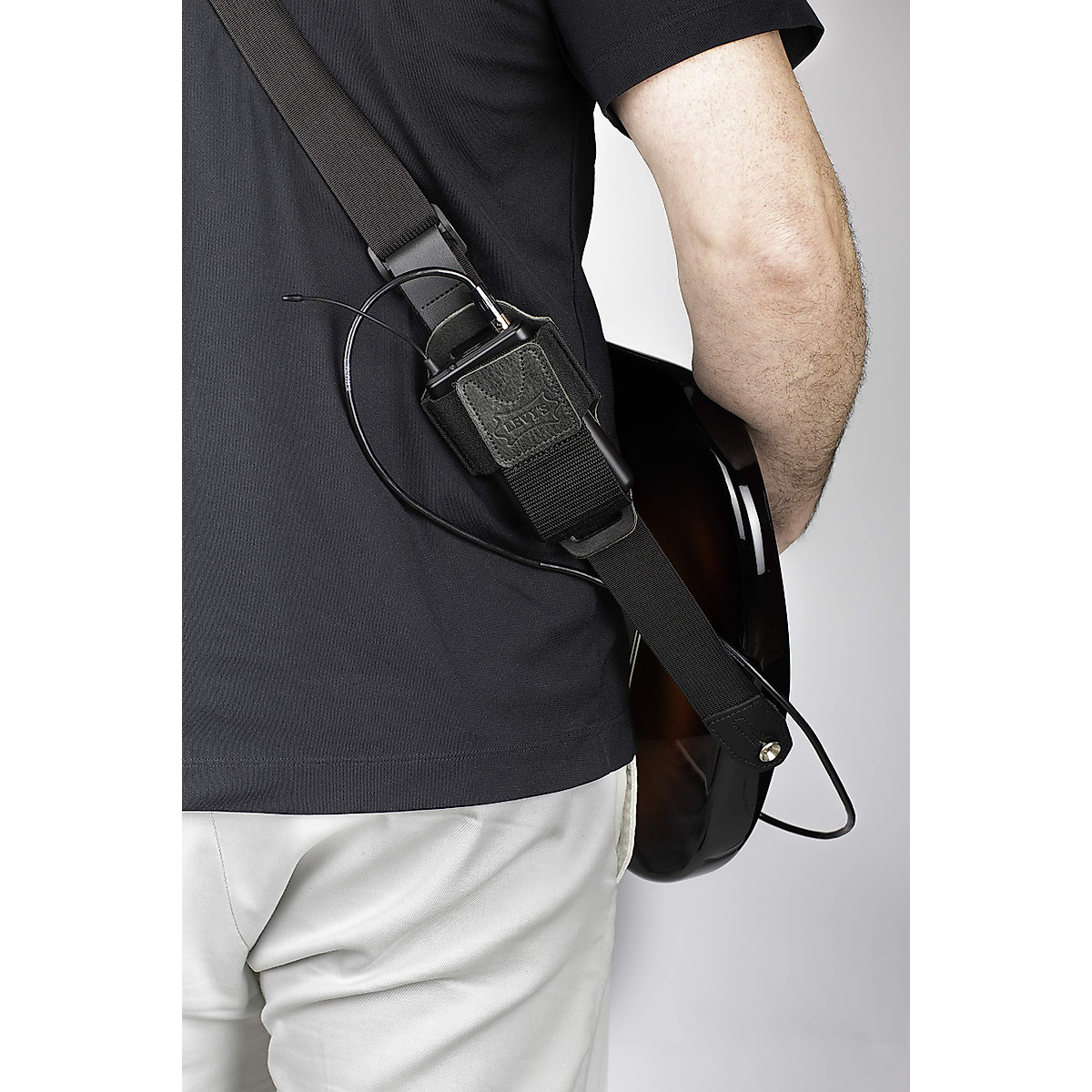 Levy's Leathers Wireless Transmitter Bodypack Holder; Black Leather (MM14-BLK)