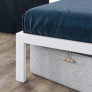 ZINUS Mia Metal Platform Bed Frame / Wood Slat Support / No Box Spring Needed / Easy Assembly, White, Full