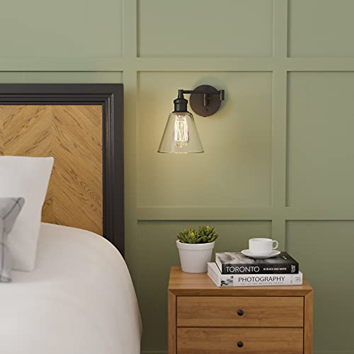 Globe Leclair 1 Oil Rubbed Bronze Bronze Wall Sconce