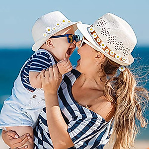 Hicarer 50 Pieces Flatback Resin Daisy Flowers Daisy Flower Epoxy Charms Mini Decorated Daisies Artificial with Storage Box for DIY Craft Cloth Pen Box Home Decoration, 3 Sizes (White and Yellow)