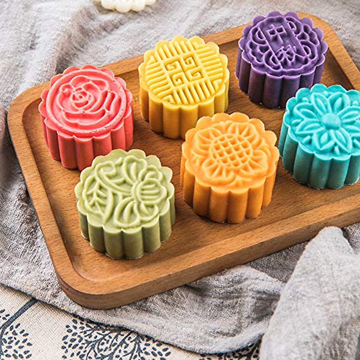 Moon Cake Mold 6 PCS, Mid Autumn Festival DIY Hand Press Cookie Stamps Pastry Tool Moon Cake Maker, Flower Mode Patterns 1 Mold 6 Stamps 50g (White).