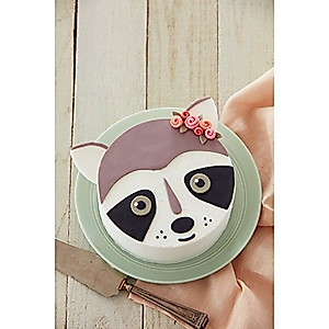 Wilton Ultimate Cake Decorating Tools Set and Tool Box Organizer