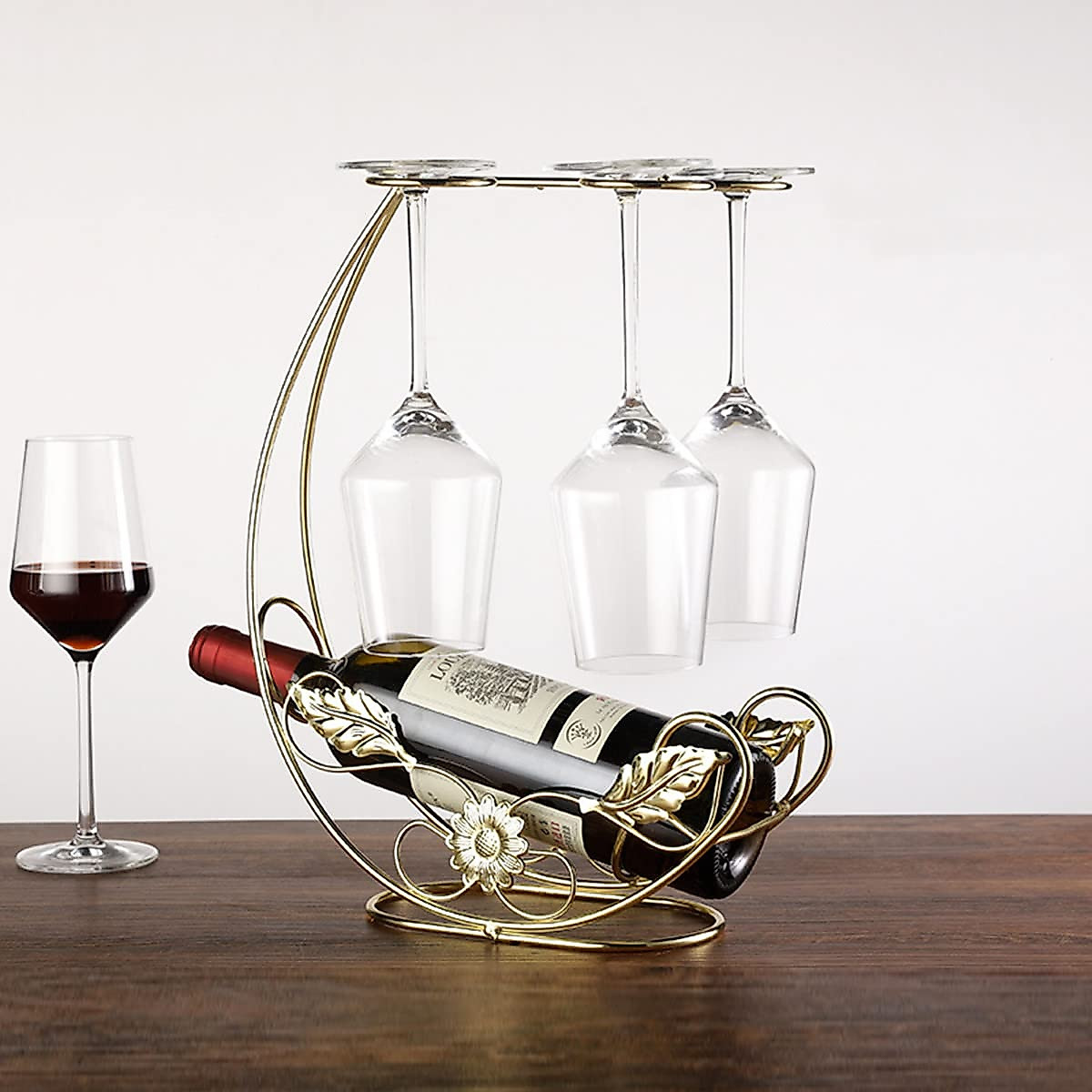 Homya Tabletop Wine Rack, Metal Fine Forged Wine Glass Holder, Kitchen Bar Wine Glass Display Holder, Holds 1 Wine Bottle and 4 Wine Glasses, Table Wine Bottle Accessories, Gold