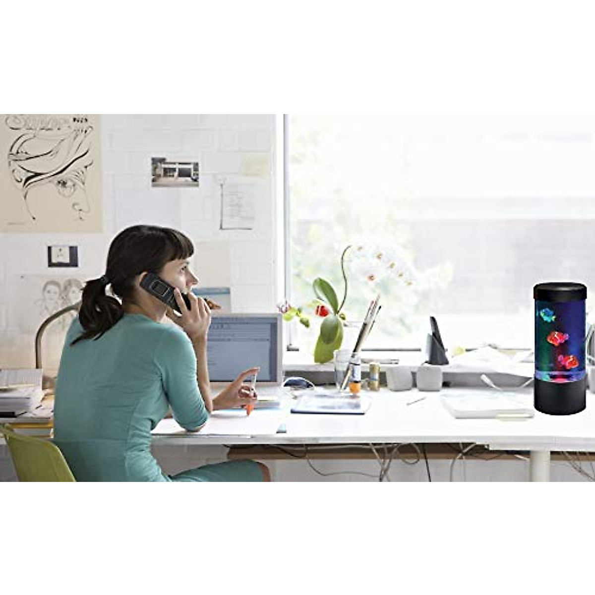 Lightahead LED Mini Desktop Fantasy Fish Lamp with Color Changing Light Effects. A Sensory Synthetic Fish Tank Aquarium Mood Lamp. Excellent Gift