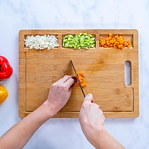 Wood Cutting Board for Kitchen 17x12" – Extra Large Bamboo Cutting Board with Juice Groove, Butcher Block, Wooden Chopping Board, Serving Tray – BlauKe®