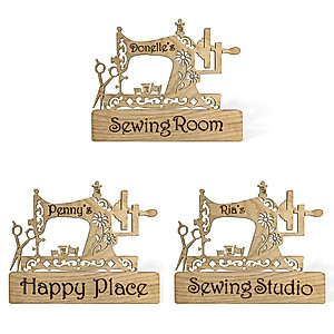 iDWYN Custom Name Engraved Sewing Room Sign for Retro Wall Decor Plaque Home Gate Garden Bars Restaurants Cafes Office Store Pubs Club Universal Household Signs Gift Mom Grandma Friend(Quilting Room)