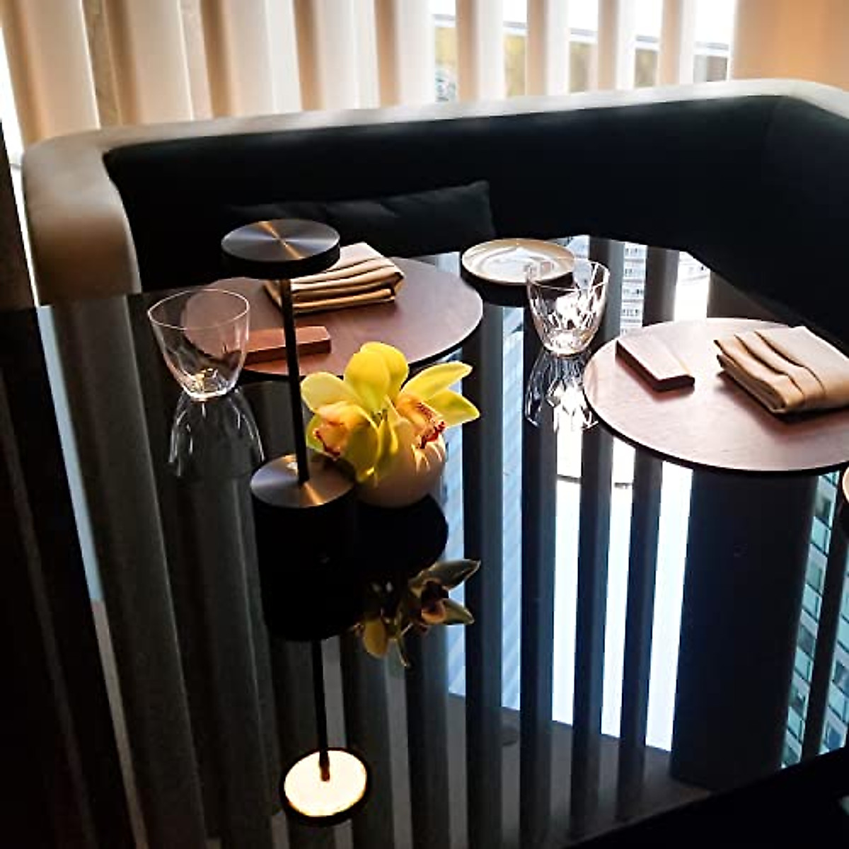 Barryca Cordless Led Table Lamp Rechargeable, Battery Operated Metal USB Desk Lamp, Portable Dimmable Outdoor Light, for Outside/Indoor/Restaurant/Home/Patio