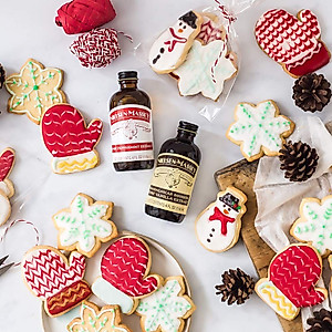 Nielsen-Massey Holiday Gifts Food Flavoring Bundle, Almond Extract, Peppermint Extract, Madagascar Bourbon Pure Vanilla Extract for Baking and Cooking, 4 Ounce Bottles