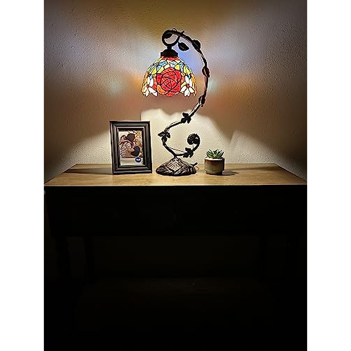 Enjoy Tiffany Style Table Lamp Stained Glass Rose Flowers Iron Metal Leaves Bronze Base Vintage for Living Room Dining Room Bedroom Bedside Office Hotel H21*W11 in