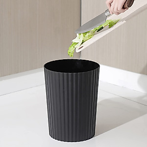 JiatuA Small Trash Can Plastic Wastebasket Round Garbage Container Bin for Bathroom, Kitchen, Bedroom, Home Office, College Dorm, Black