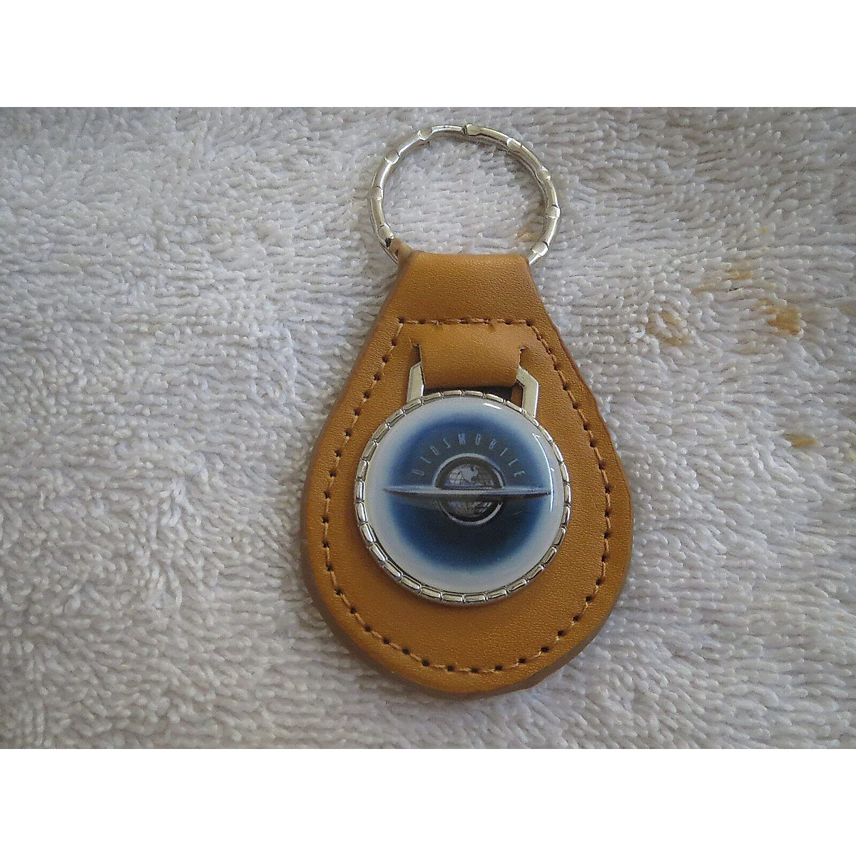 1930's 1940's 1950's OLDS WORLD VINTAGE LOGO LEATHER KEYCHAIN - ORANGE