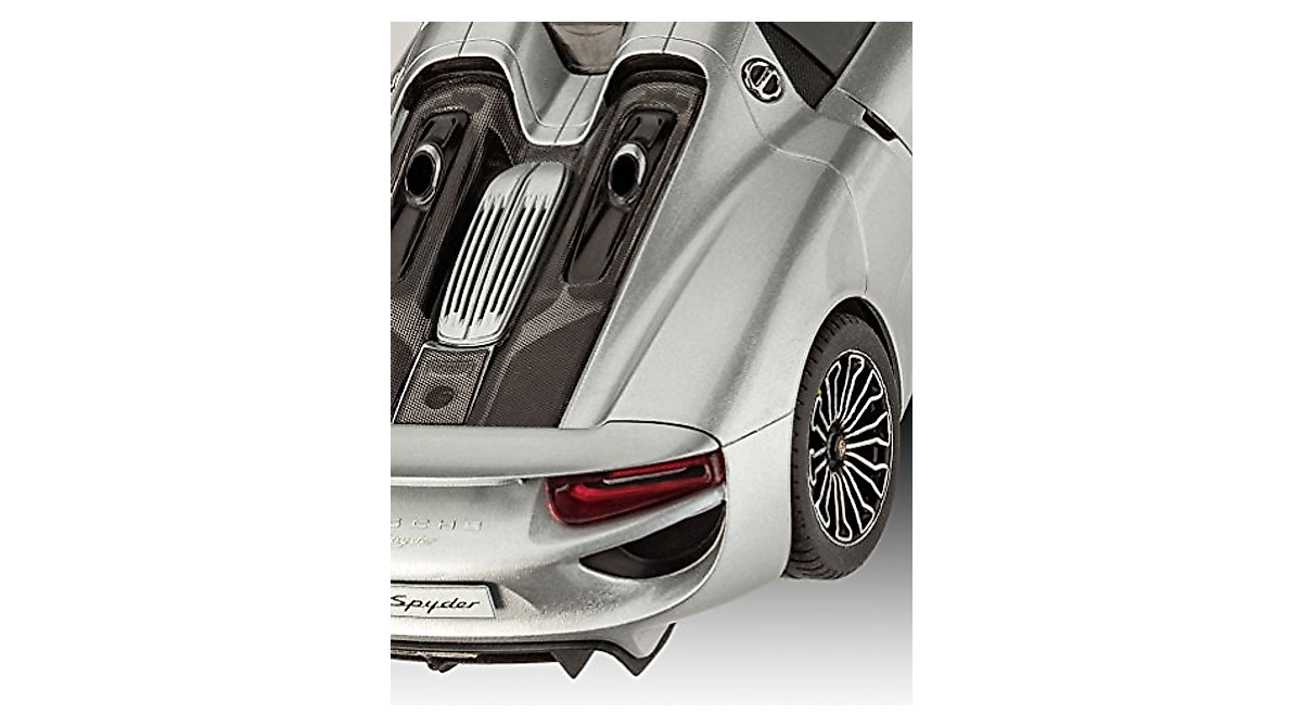 Revell Porsche 918 Spyder Model Kit - 1:24 Scale