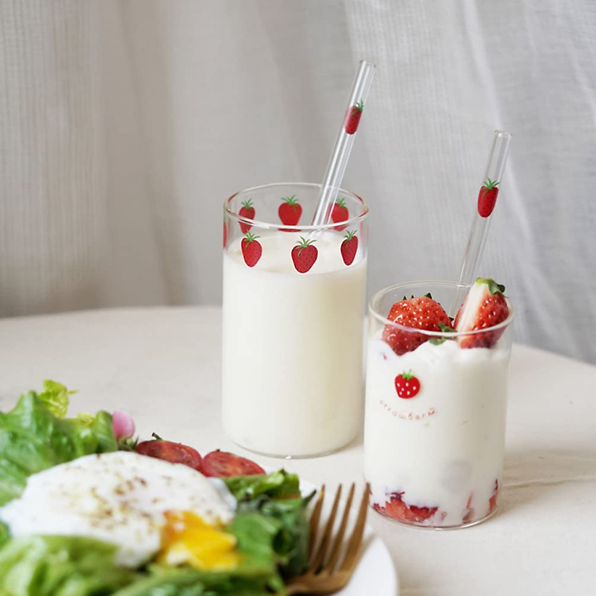 Alipis Glass Water Cup Strawberry Pattern Drinking Cup, Glass Milk Bottle with Straw, Clear Glass Tea Cup Juice Mug for Beverage Beer