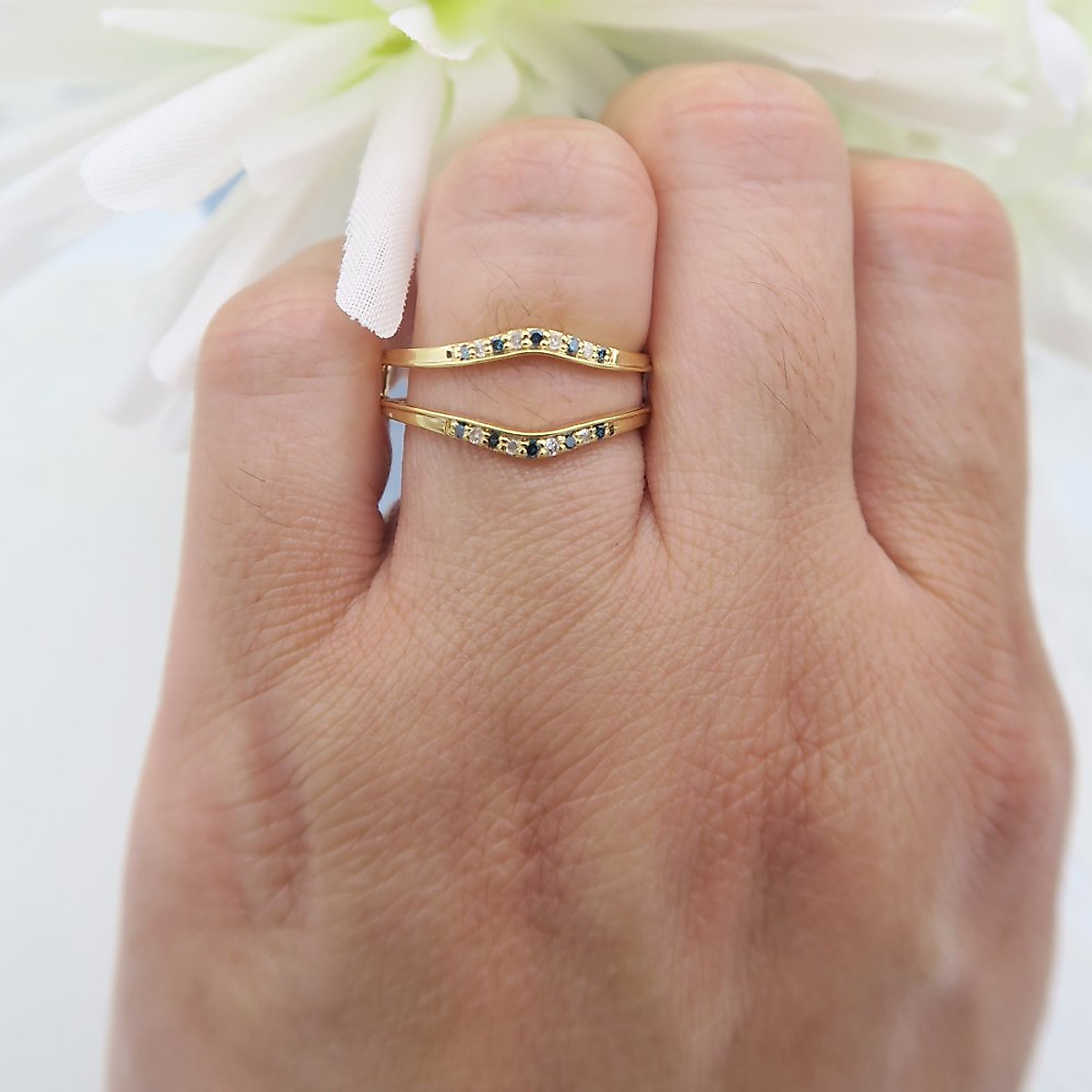 Dazzlingrock Collection 0.12 Carat (ctw) 10K Blue & White Diamond Anniversary Enhancer Guard Wedding Band, Yellow Gold, Size 7