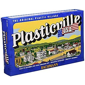Bachmann Trains - PLASTICVILLE U.S.A. BUILDINGS – CLASSIC KITS - MOTEL with POOL - HO Scale
