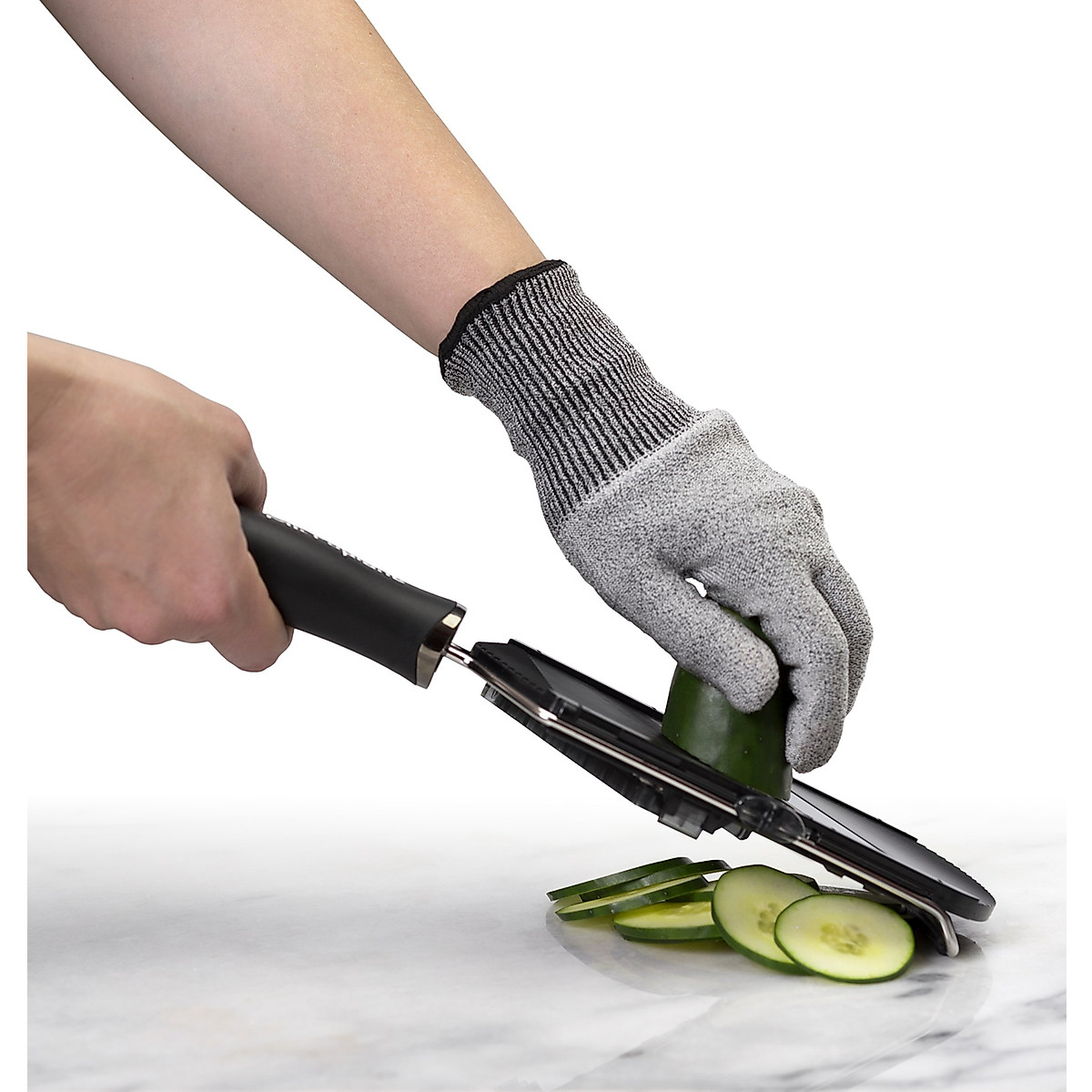 Microplane Cut Resistant Glove Keep Hands Safe in The Kitchen, One Size (Pack of 1) (Original)