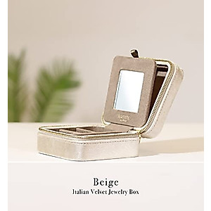 BLUTETE Travel Jewelry Box Organizer Velvet Travel Case With Mirror Ring Earrings Necklaces Storage Organizer Box (Champagne)