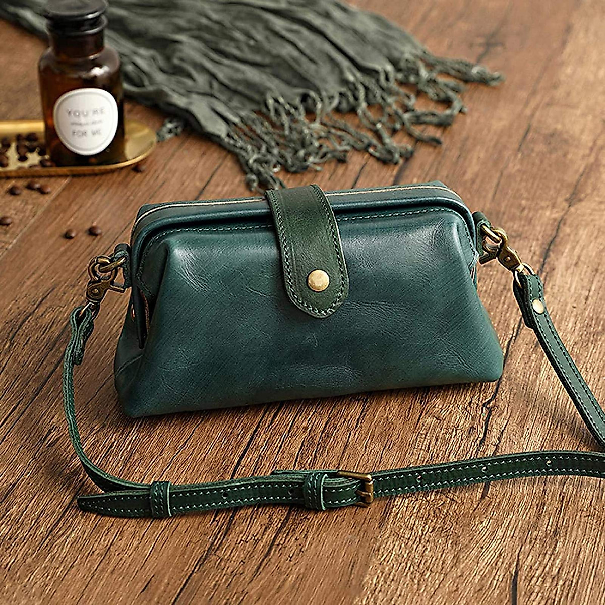 Premium Leather Retro Handmade Doctor Bag Unique Opening Women Crossboy Bag Retro Handmade Doctor Bag Crossbody (Coffee)