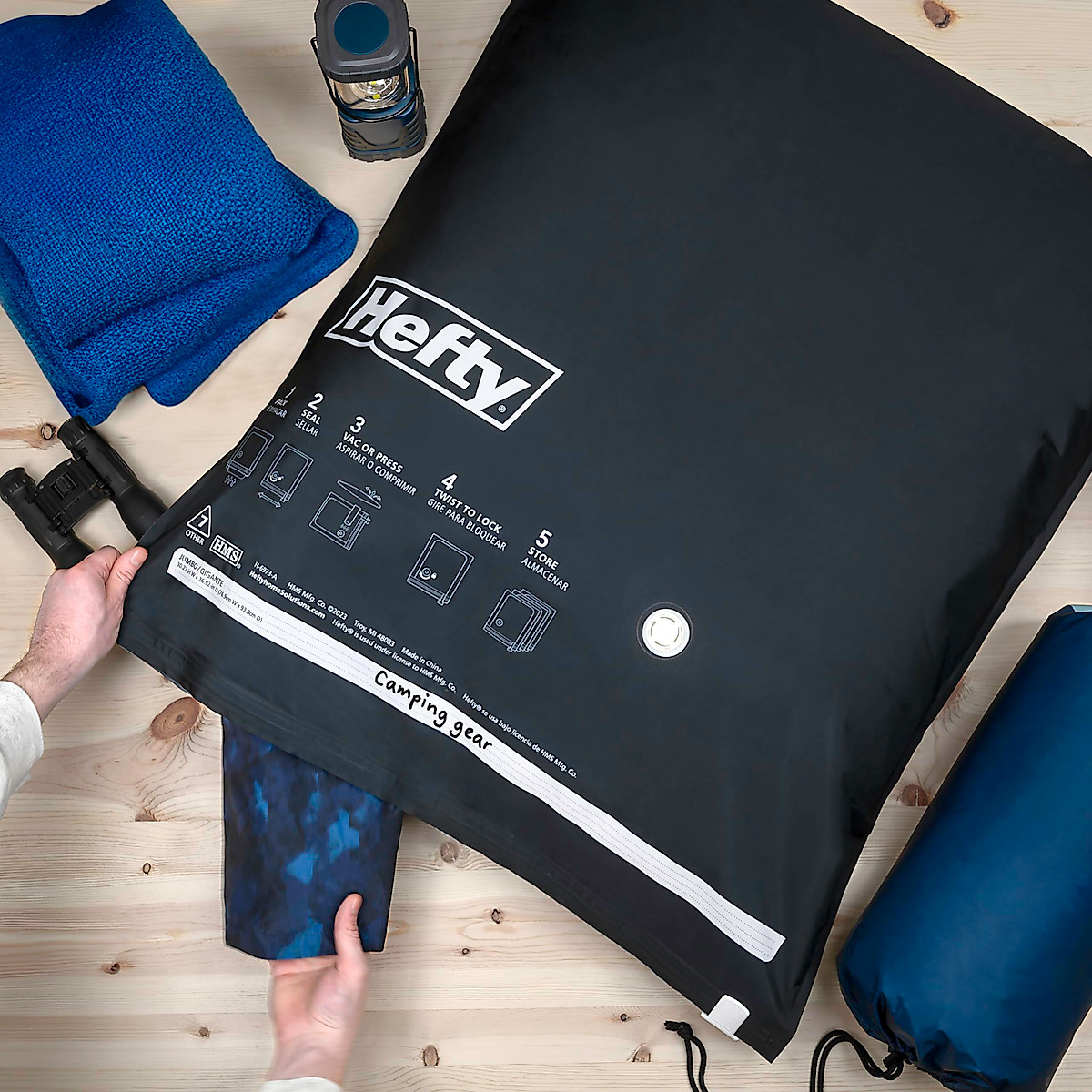 Hefty MAX Shrink-Pak Vacuum Storage Bags – Max Strength Tear-Proof Bags For Clothes, Pillows, Towels, Blankets & More – Space Saver Suction Sealer Bags for Home – 3 Jumbo, 30 x 36 Inches