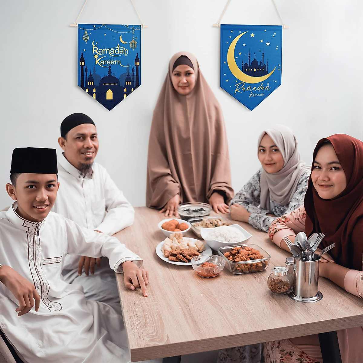 4 Pcs Ramadan Kareem Hanging Door Sign, Eid Mubarak Decorative Ramadan Canvas Sign Party Decorations Welcome Banner for Ramadan Kareem Eid Mubarak Home Door Decor Party Supplies, 14.96 x 11.02 Inch