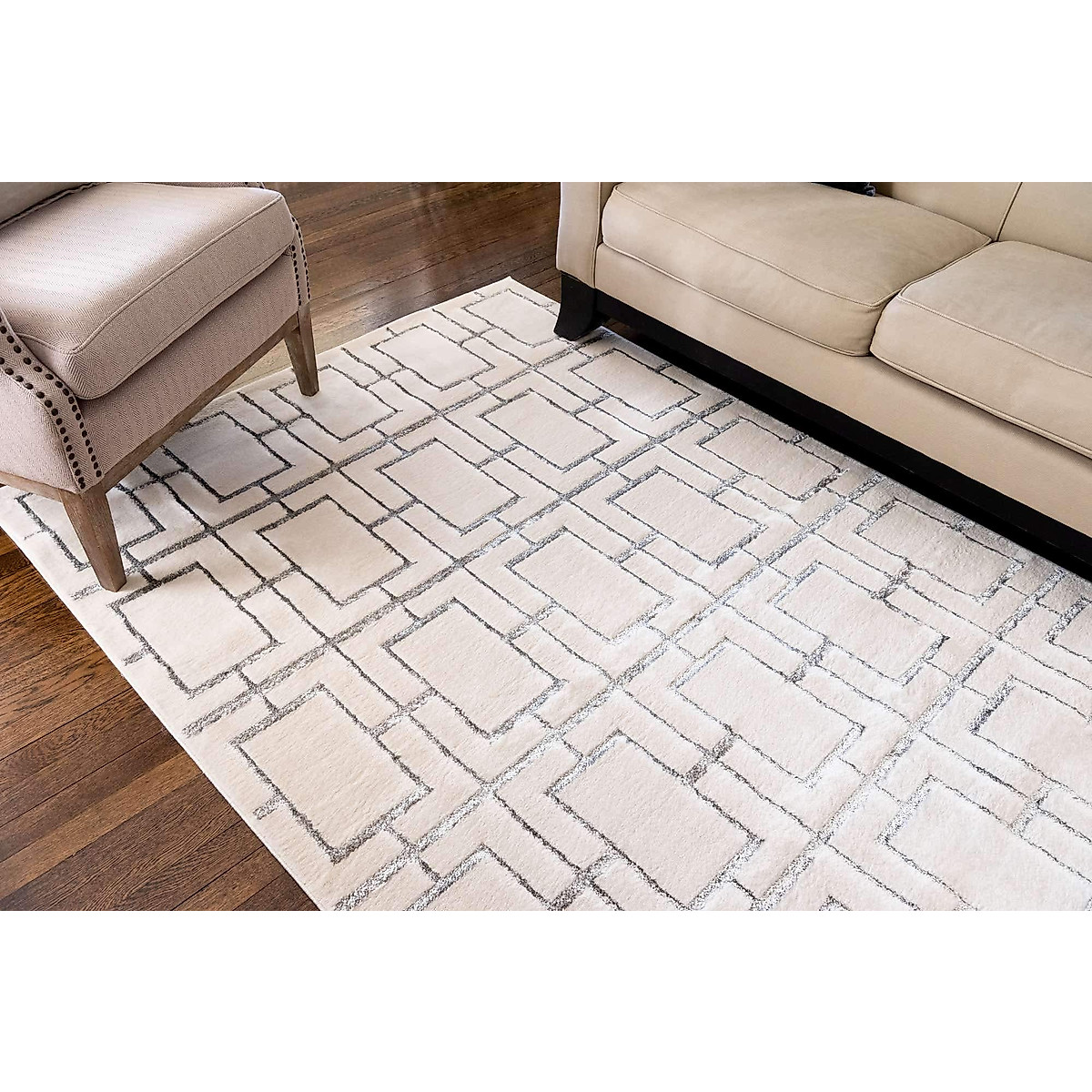 Unique Loom Marilyn Monroe Glam Collection Area Rug - Deco (5' 1' x 8' Rectangle, White Silver/ Silver)