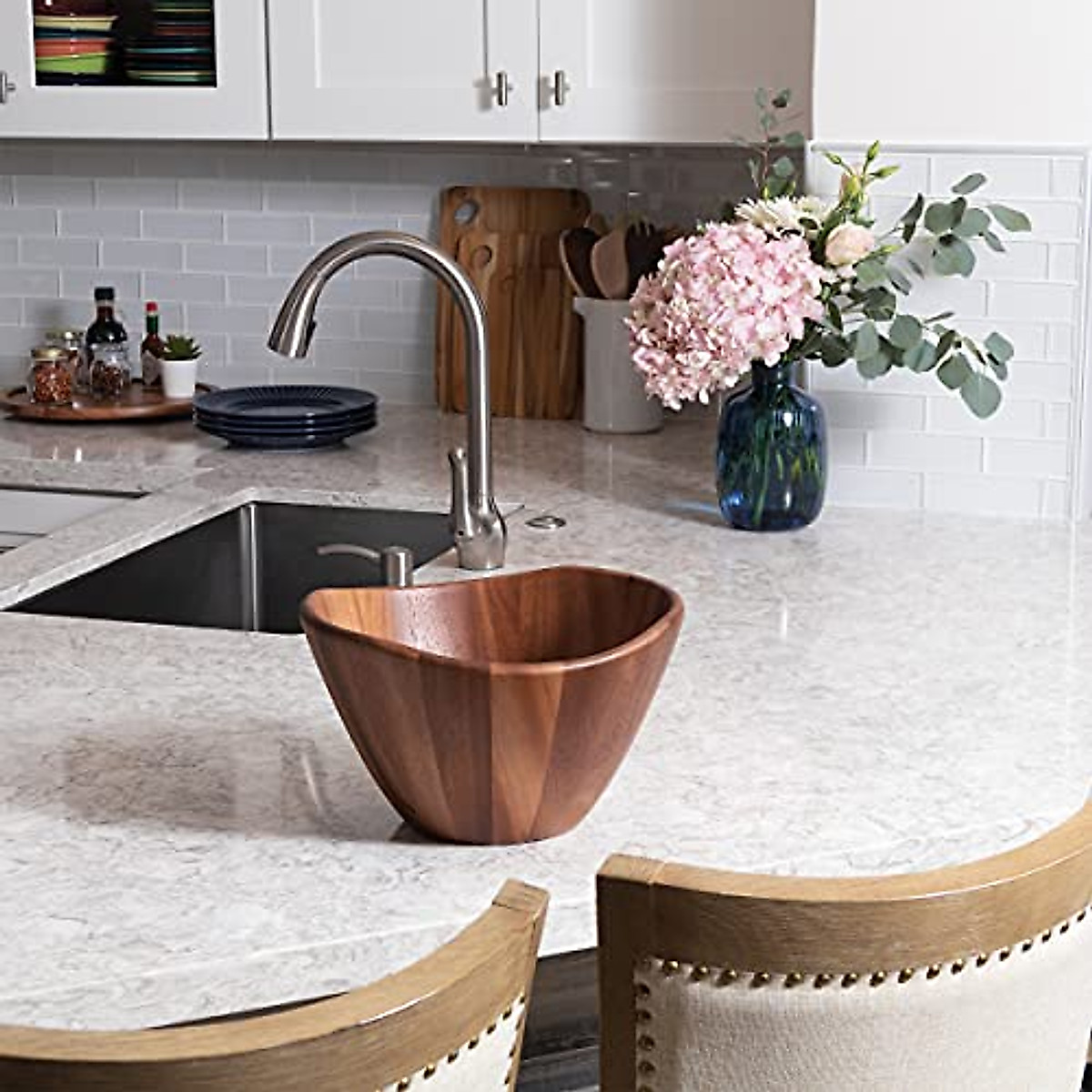 Lipper International Acacia Wave Bowl Set with Servers, 162.31 fluid ounces