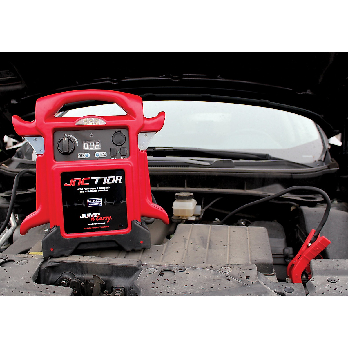 Clore Automotive Jump-N-Carry JNC770R 1700 Peak Amp Premium 12 Volt Jump Starter Bundle - Red