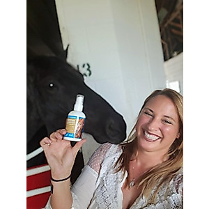 KeriCure 4 oz Champion Seal Spray on Liquid Bandage for Horses/Large Animals