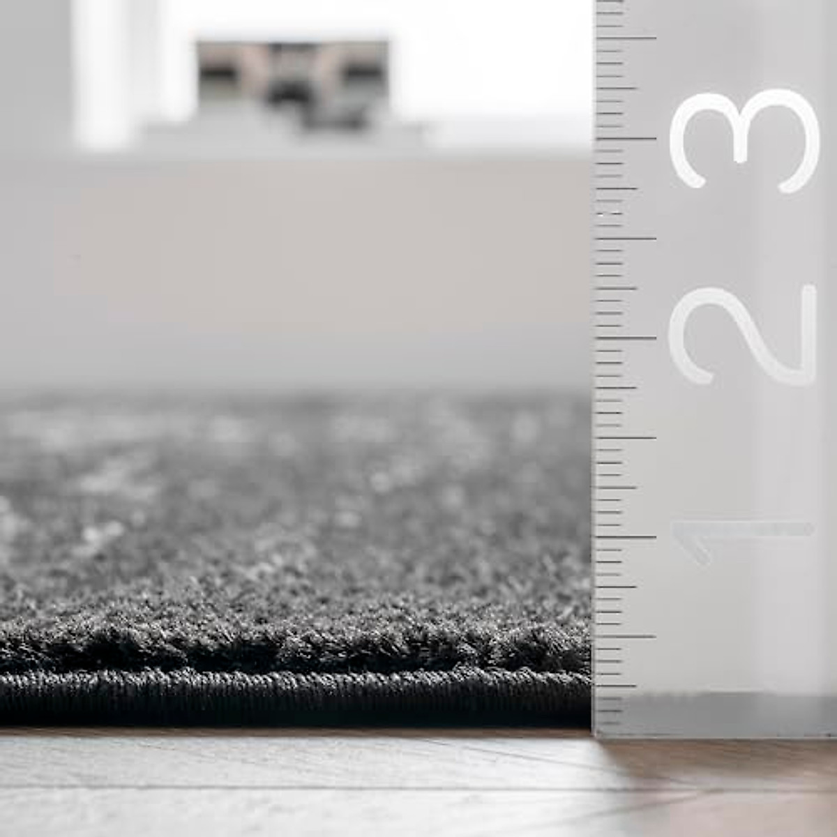 nuLOOM Arlena Vintage Traditional Area Rug - 5x8 Area Rug Modern/Contemporary Black/Grey Rugs for Living Room Bedroom Dining Room Kitchen