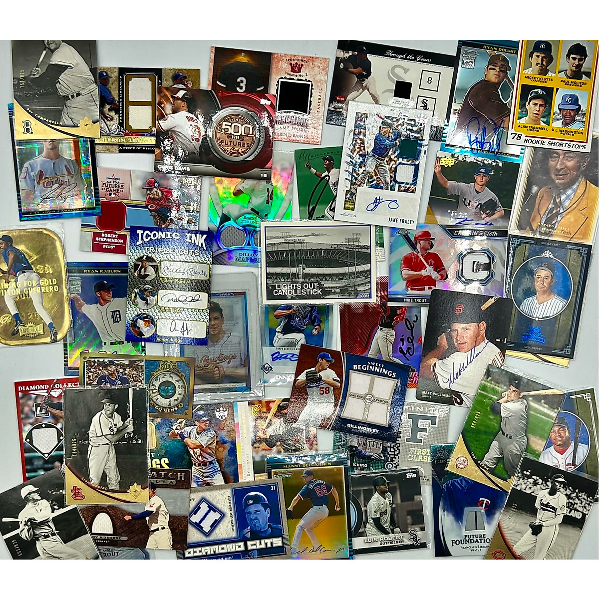 MLB Baseball Mystery Hot Pack - 15 Cards with 4 Rookies/HoFs and 2 Hits - Look for Autos and Relics