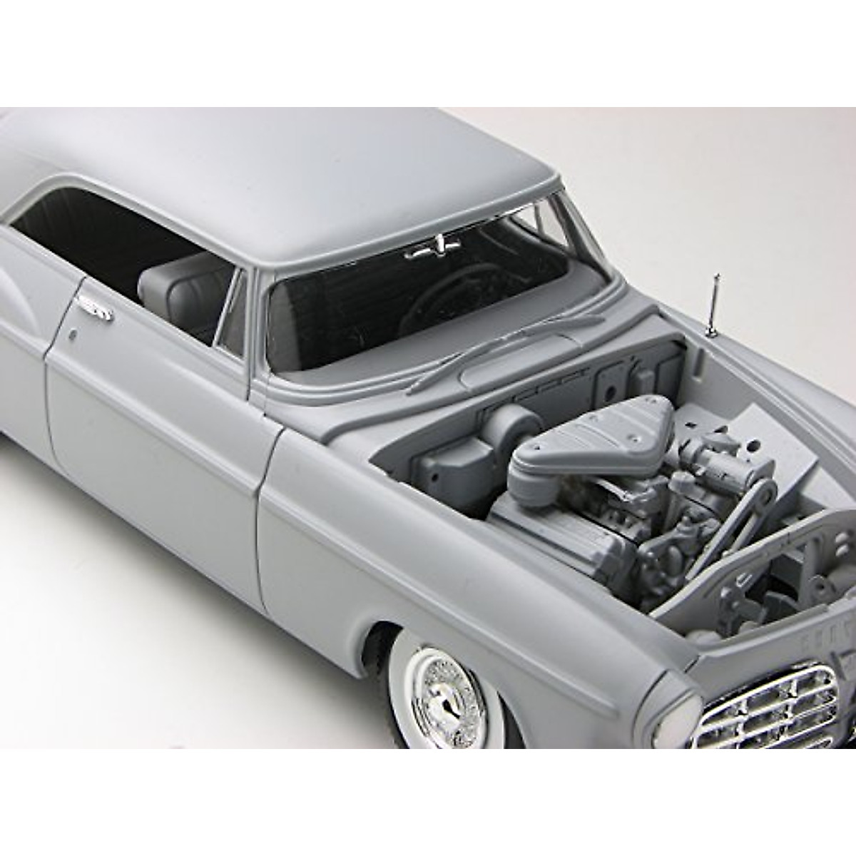 Moebius Chrysler 300B 1956 Model Kit