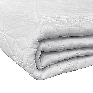 Mocaletto Luxury 2 Piece Twin Size Quilts, Elegant&Reversible Quilt Set White Bedding Set with Pillow Sham, Soft Lightweight Microfiber Bedspread, Twin Size Bedding Coverlet(White,68 * 88)