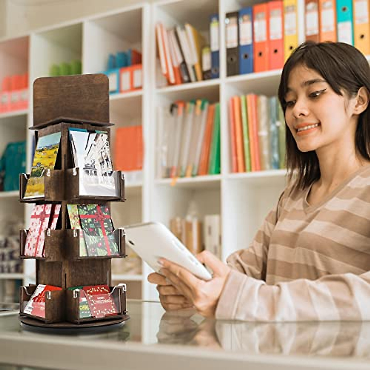 Rotating Display Stand 3 Tier Wood Rotating Rack 4 Sided Display Rack Counter Top Spinner Display Stand 360 Degree Rotating Tabletop Display Stand for Retail Trade Shows Craft Shows Showcase (Brown)