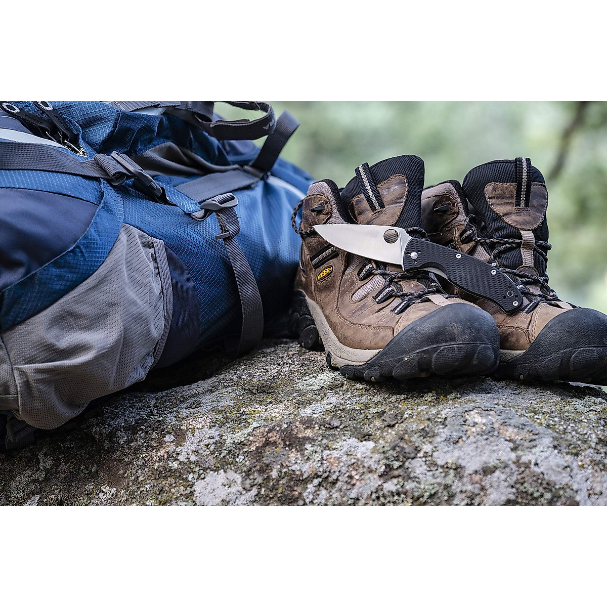 Spyderco Tenacious Folding Utility Pocket Knife with 3.39" Black Stainless Steel Blade and Durable G-10 Handle - Everyday Carry - CombinationEdge - C122GBBKPS