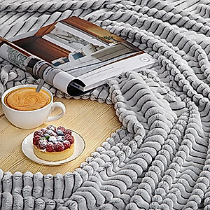 GREEN ORANGE Fleece Throw Blanket for Couch – 50x60 for Adult and Kids, Lightweight, Black and White – Soft, Plush, Fluffy, Warm, Cozy – Perfect for Bed, Sofa